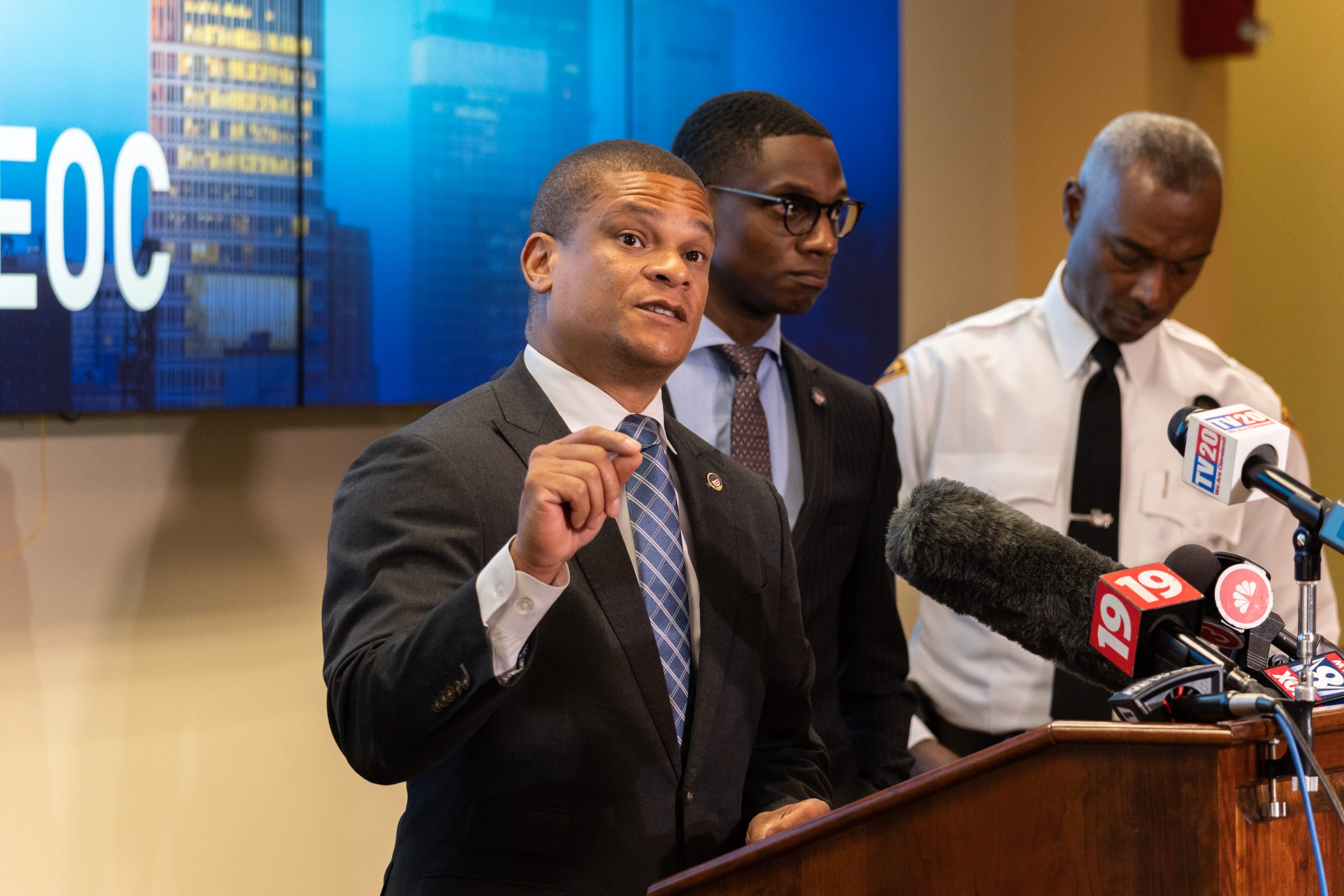 Cleveland police removed officer names from discipline notices