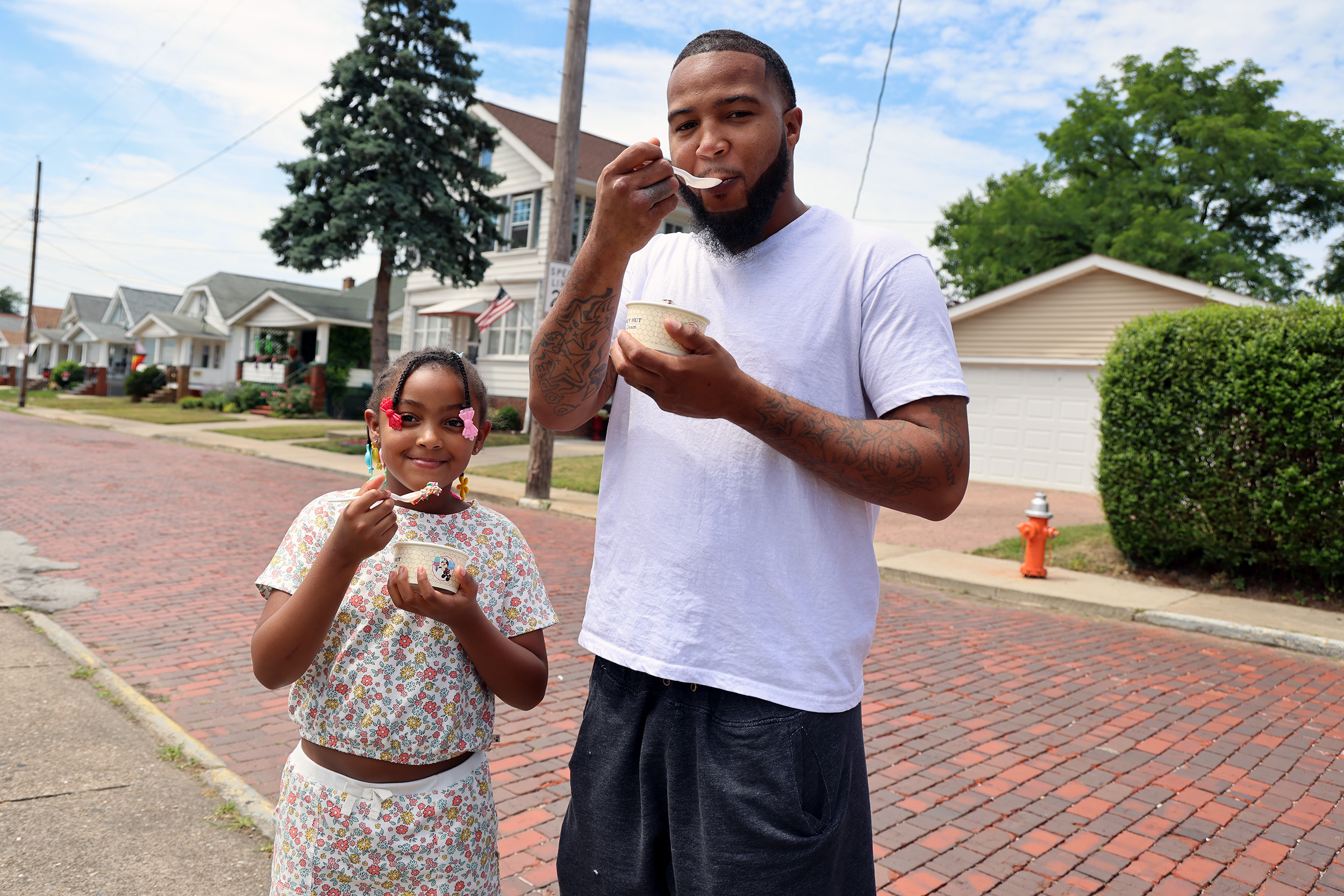 Cleveland community events: ice cream and art