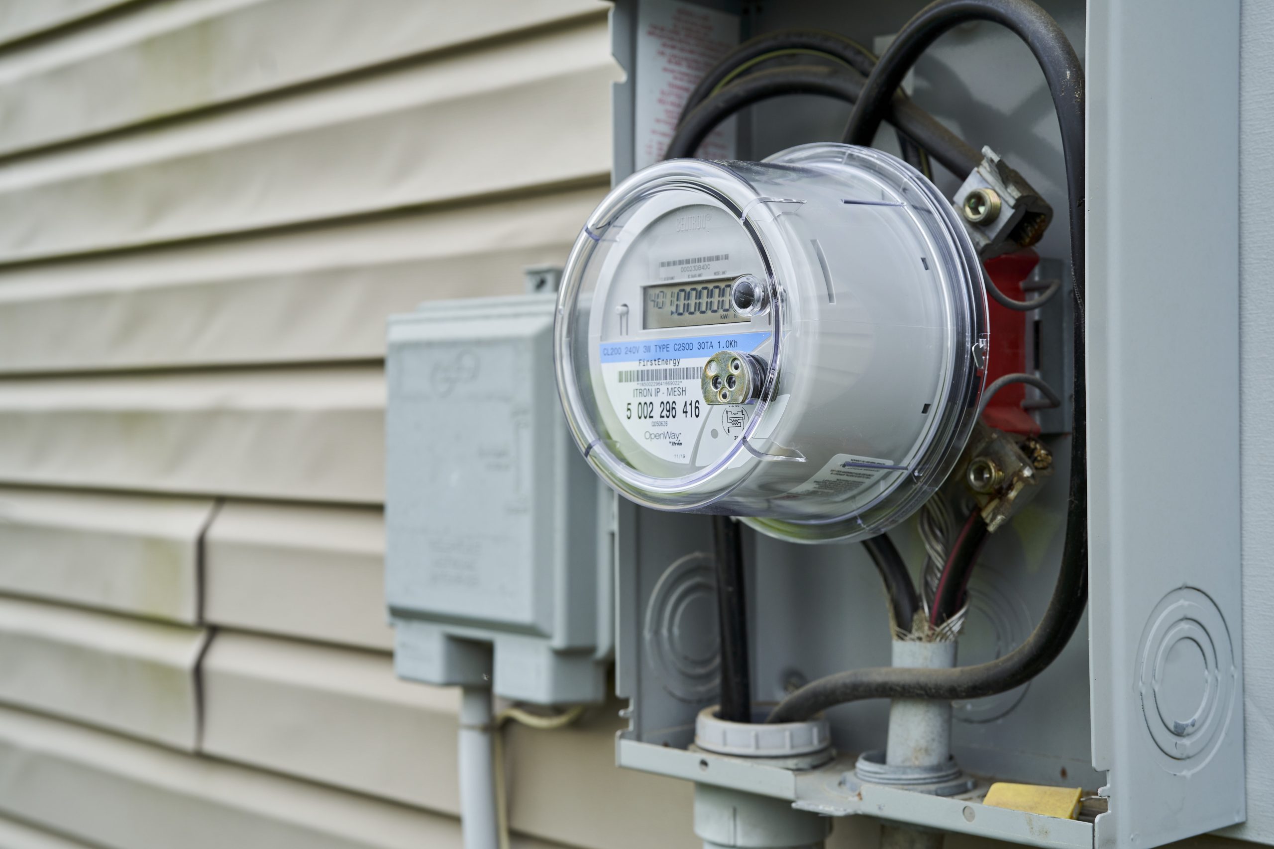 Where to get a free AC and utility bill support this summer